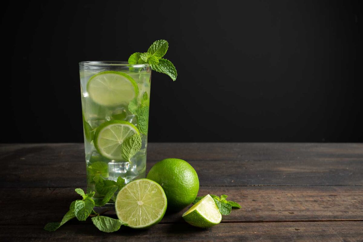 Cómo Preparar un Exquisito Mojito con Ron Estelar - Grafandina S.A.